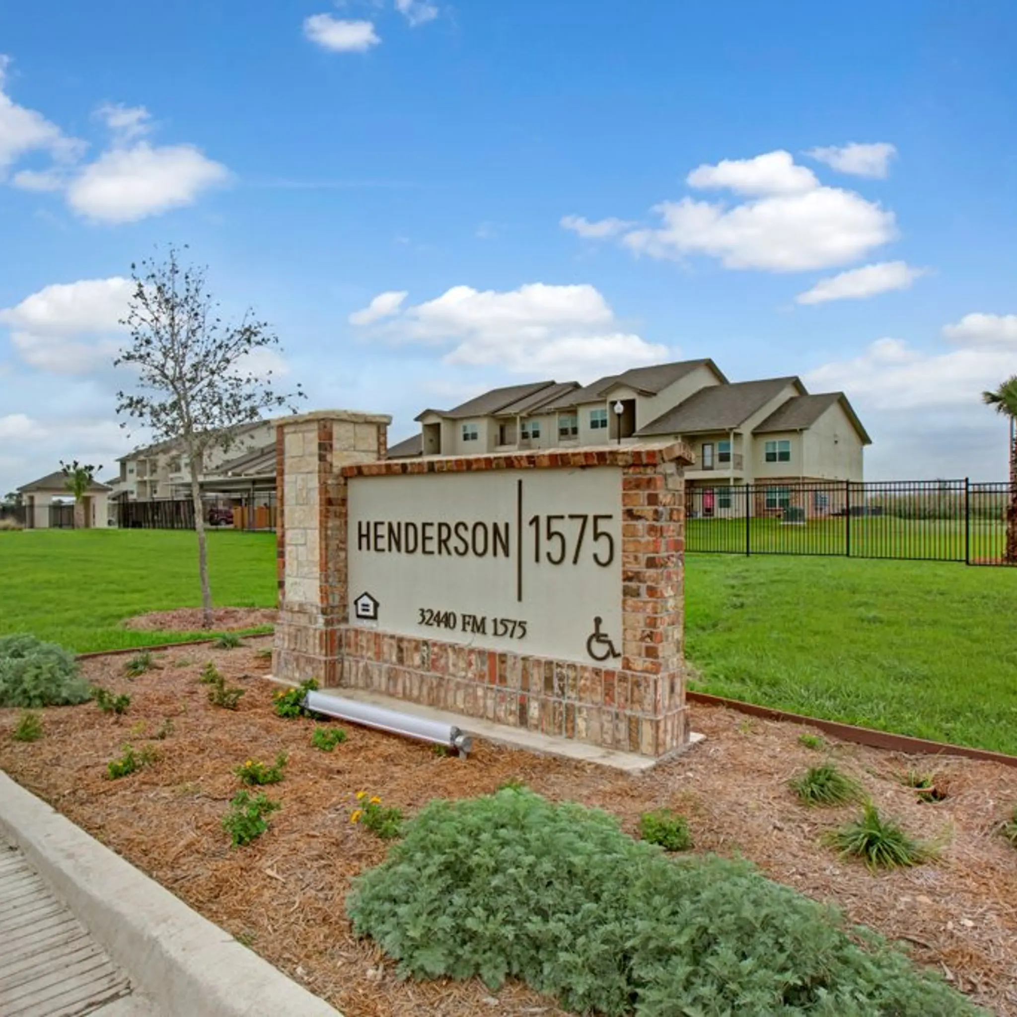 Models | Henderson 1575